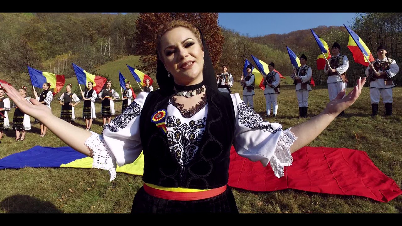 DENISA MURESAN - ARDEAL PAMANT SFINTIT CU SANGE - YouTube