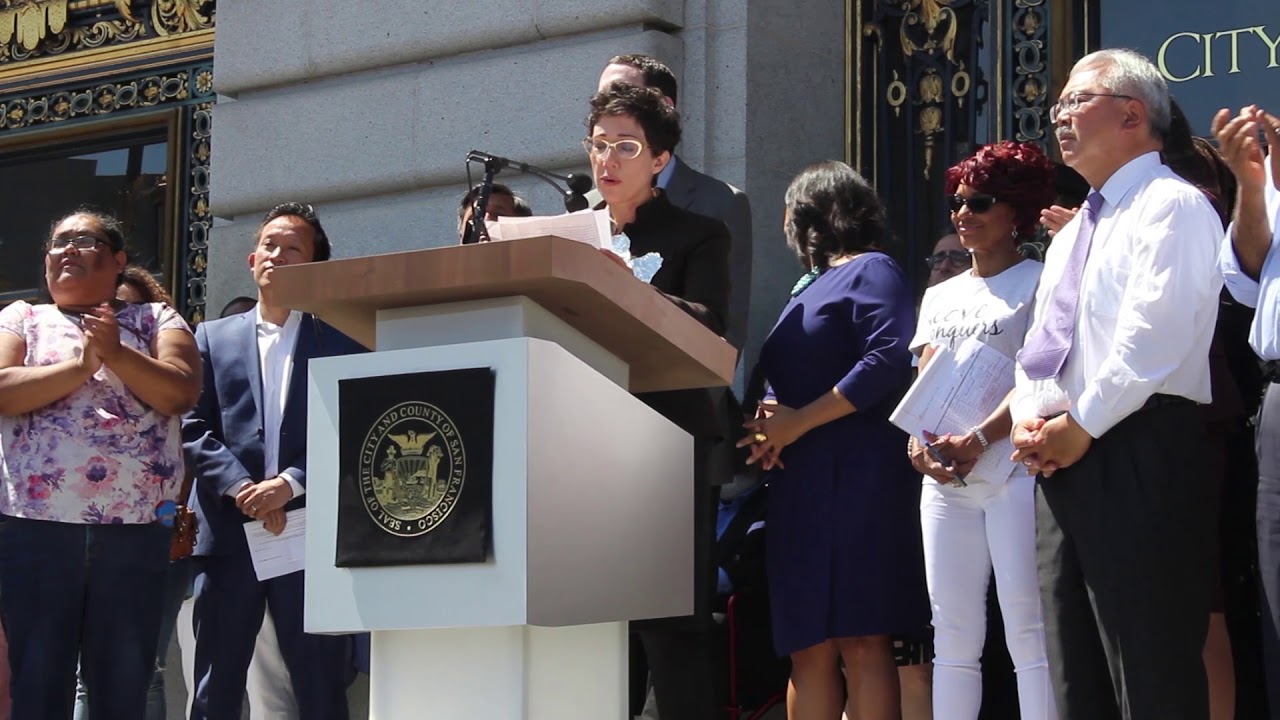 Rabbi Noa Kushner speaking at S.F. City Hall anti-hate rally - YouTube