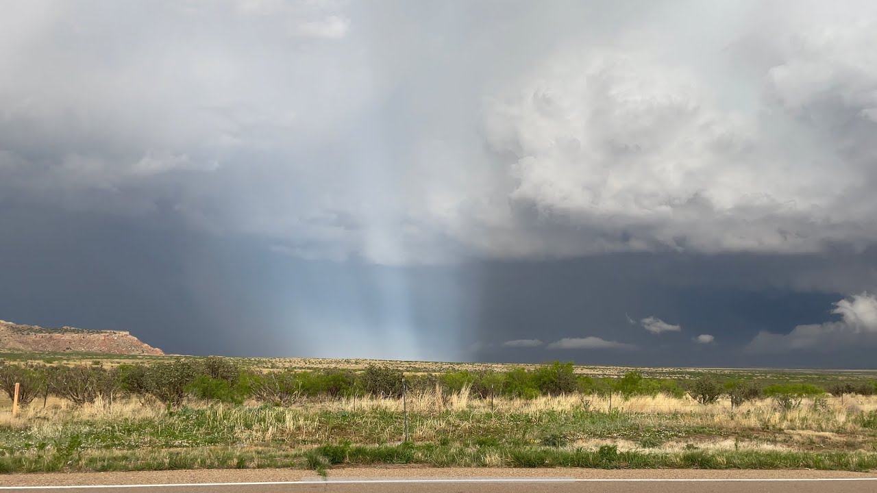 Beautiful Hail Shaft from Tornado Warned Supercell West of Grady, NM ...