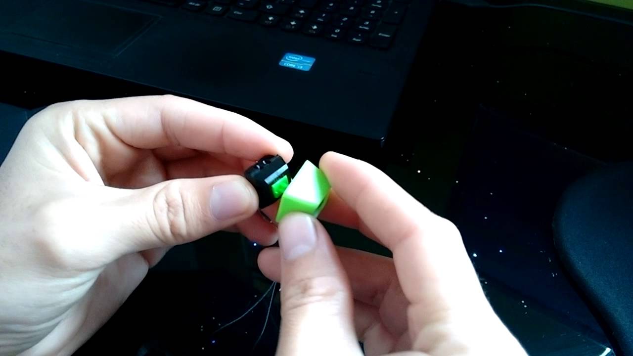 Llavero Razer Keycap Green - YouTube