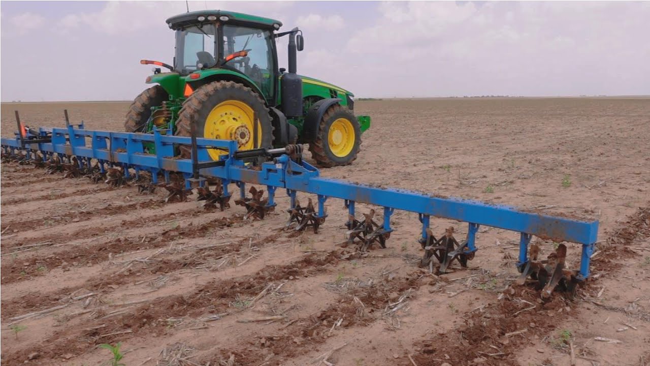 Round 2 with the Sand fighter - YouTube