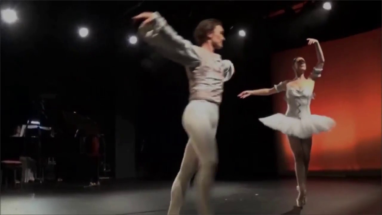Décès tragique d'une célèbre danseuse française - YouTube