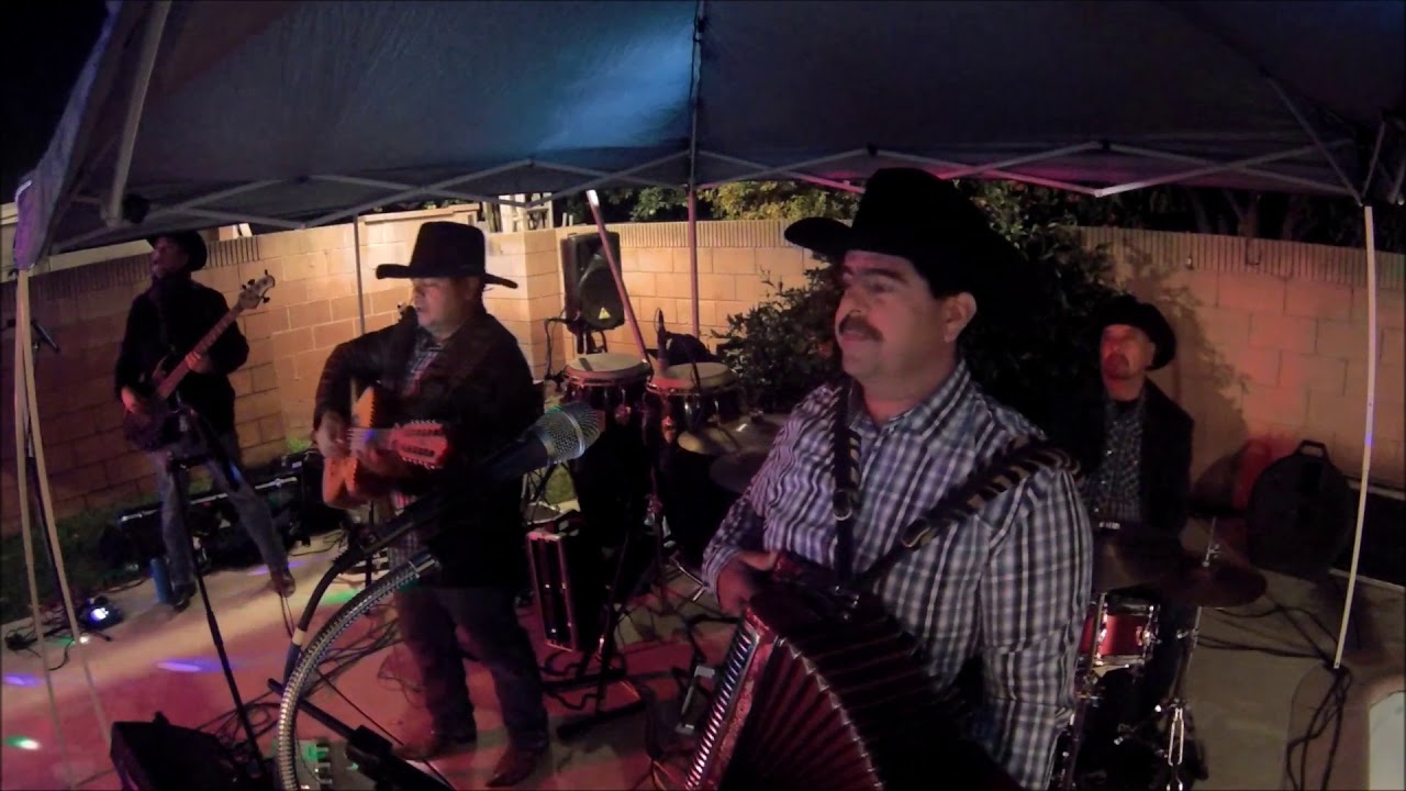 Cuatro Milpas con Hoguera Nortena, grupo norteno tocando en Norwalk, CA ...