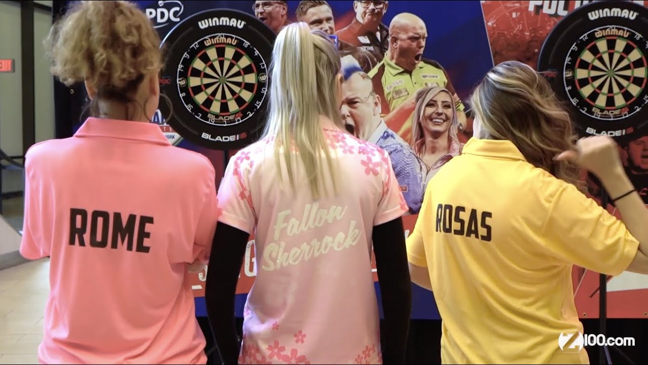 Crystal & Shelley Battle World Series Dart Player - YouTube
