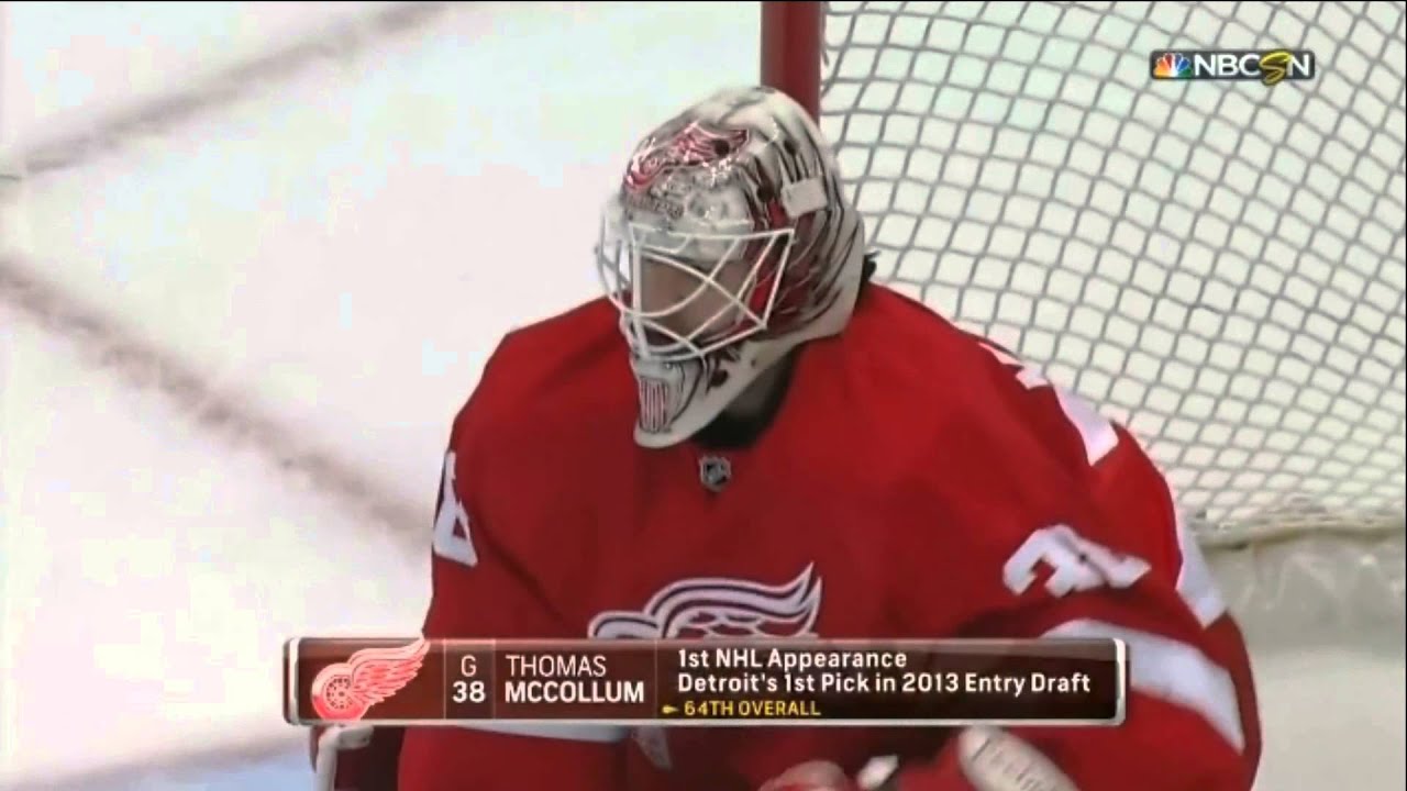 Tom McCollum gets his first NHL win - YouTube
