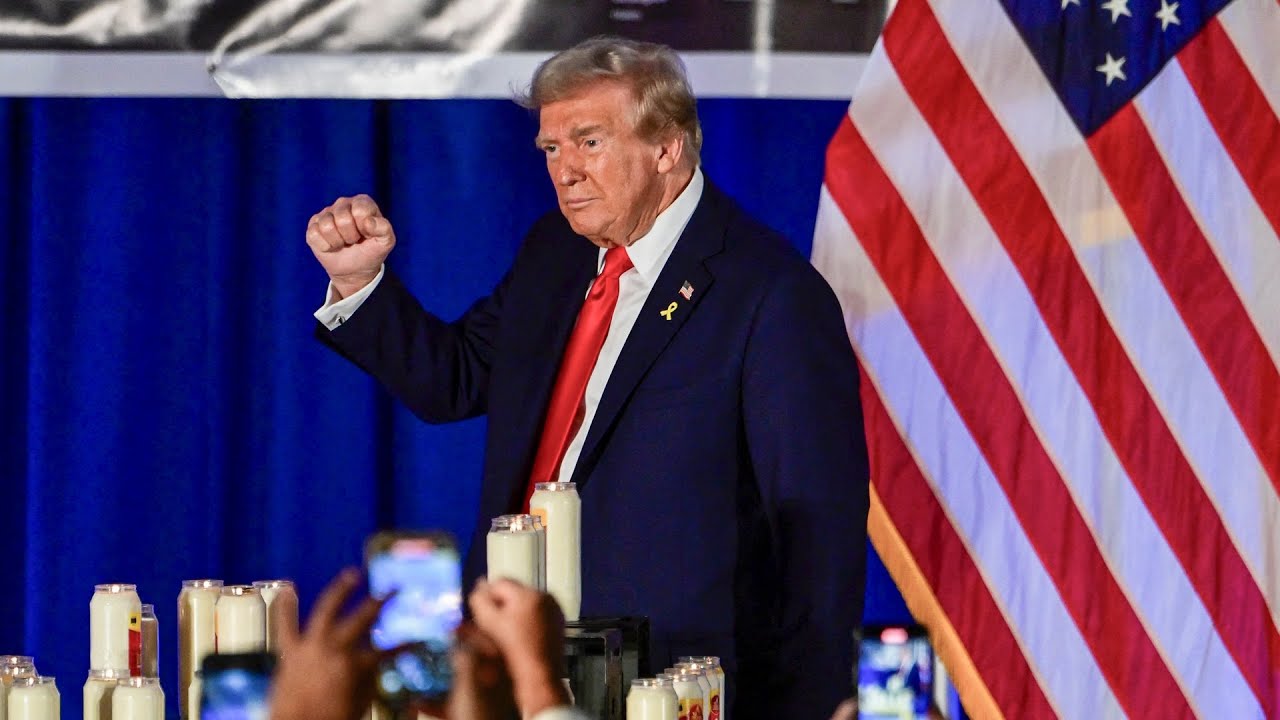 LIVE: Trump Holds Campaign Rally in Green Bay, Wisconsin - YouTube