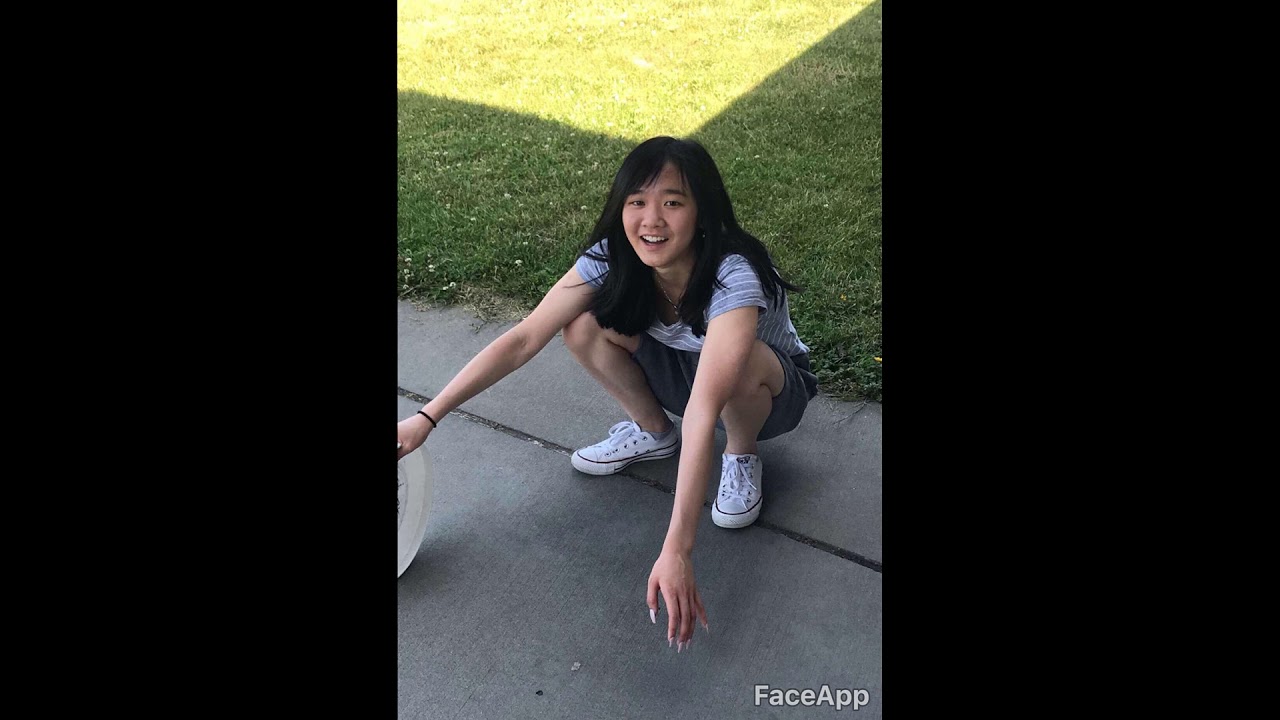 [Friends playing league] Squashing bugs under my foot - YouTube