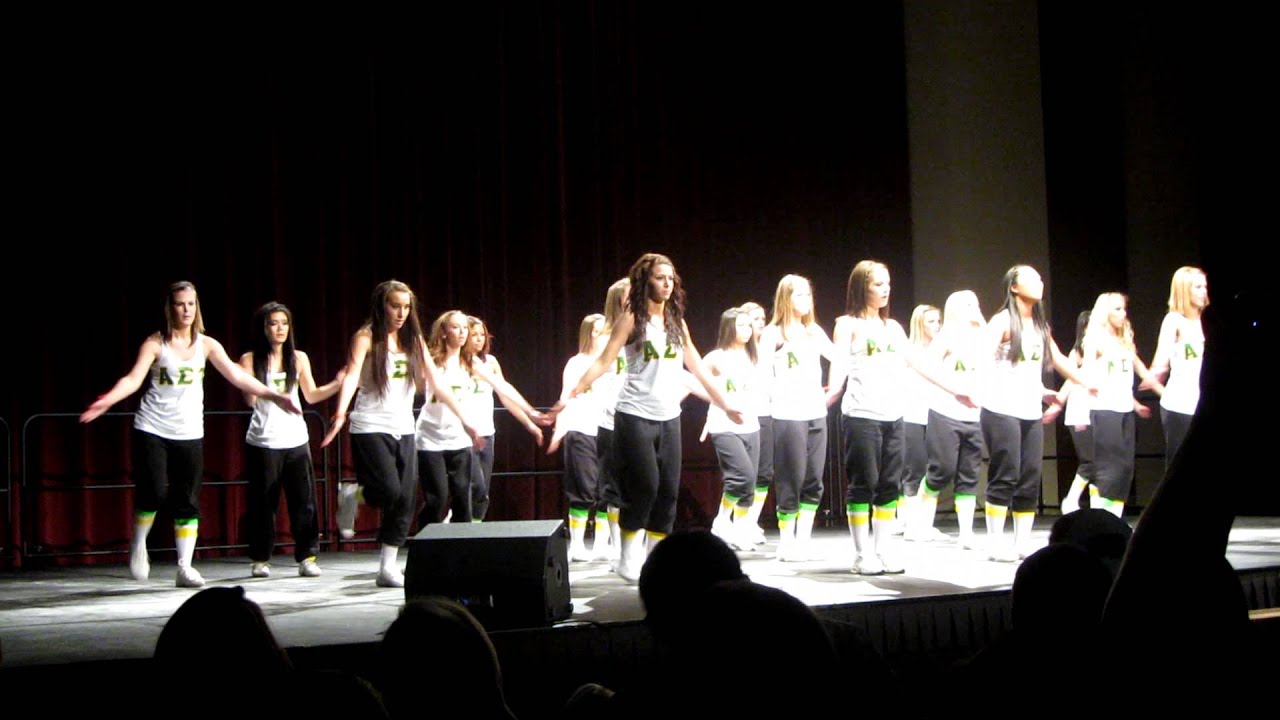 Alpha Sigma Tau - Step show 2012 SIUE - YouTube