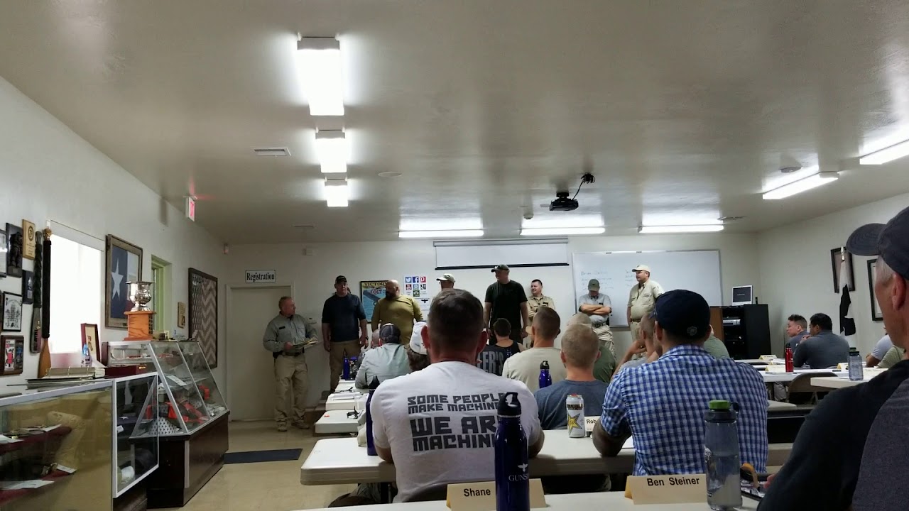 Gunsite veterans .223 carbine class golden raven awards. - YouTube