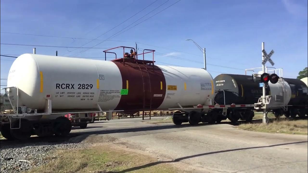 UP 6548 Leads Manifest Magnolia,Tx - YouTube