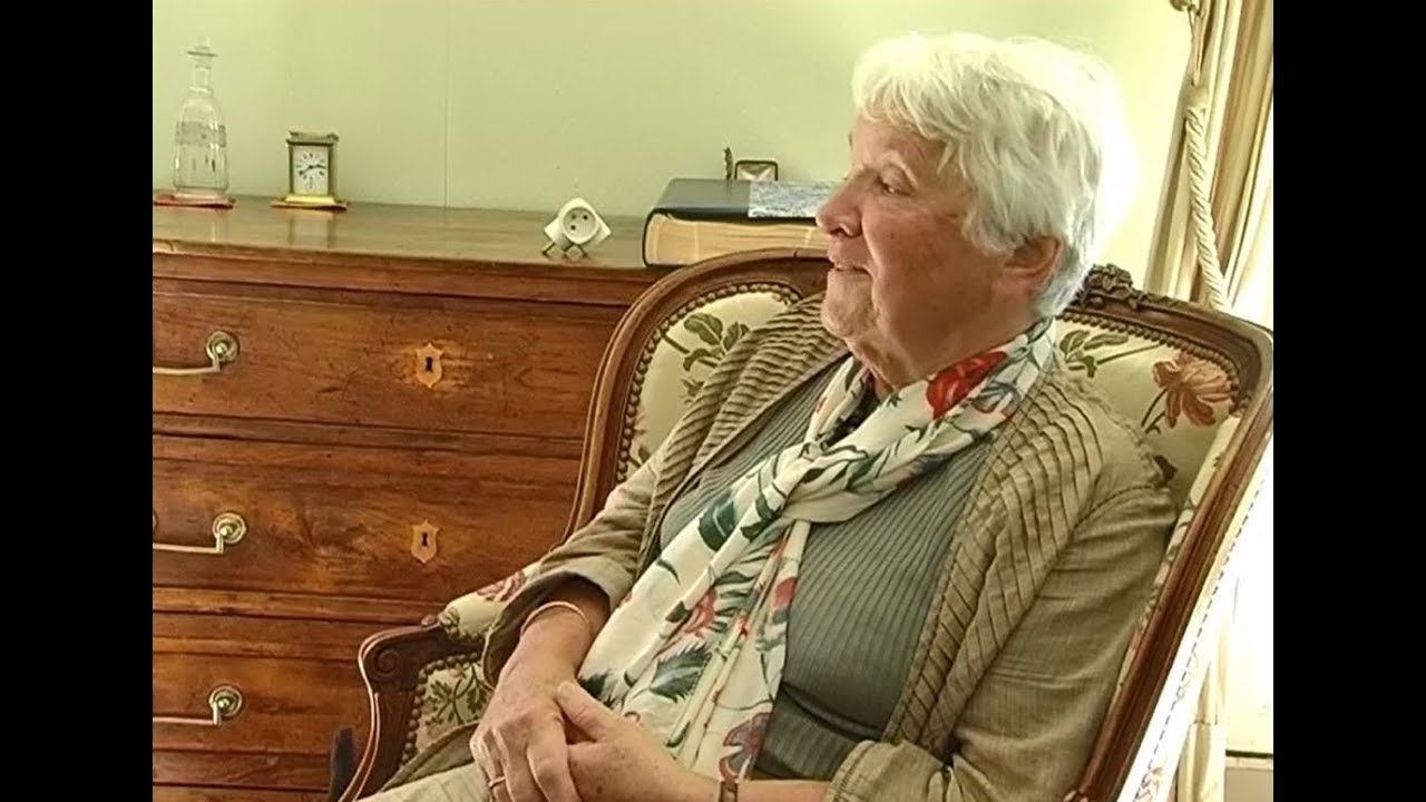 Entretien avec Yvette Weber - Bibliothèque municipale de Lyon - YouTube