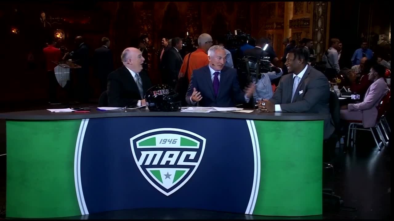 NIU's James Ester Talks Upcoming Season - YouTube