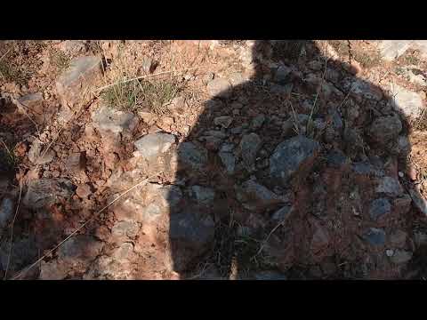 Yığma mezarı horasan la kaplamışlar