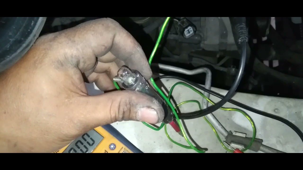 toyota fortuner innova hilux battery indicator light on fix charging ...