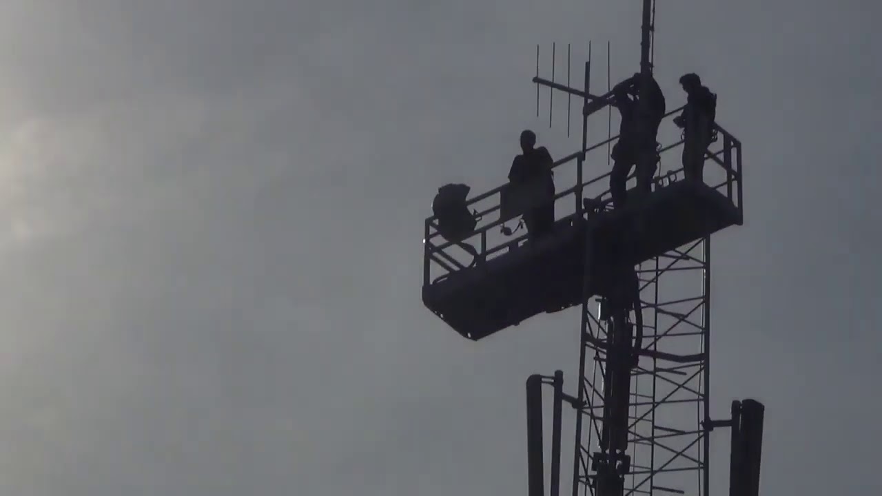 Cell Tower Maintenance - YouTube