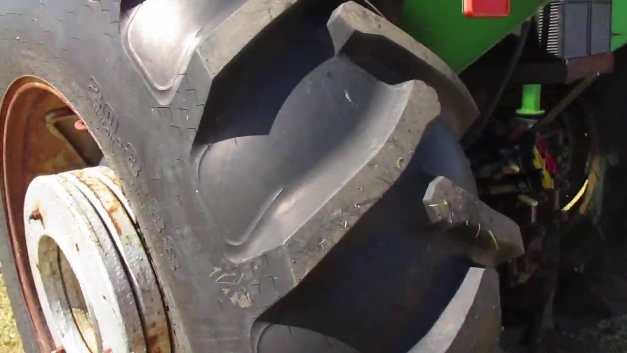 Deutz-Fahr DX 7.10 Tractor - YouTube