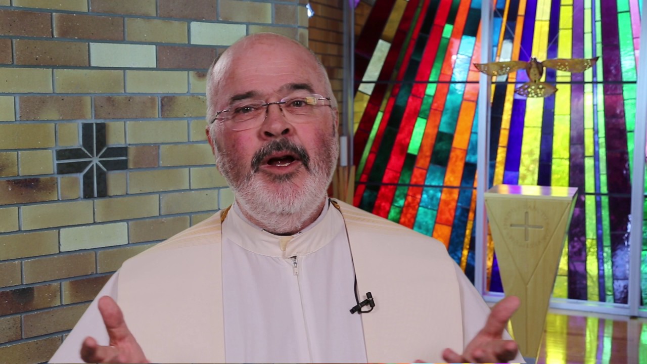 Feast of Christ the King - Two-minute Homily: Fr Adrian Farrelly - YouTube