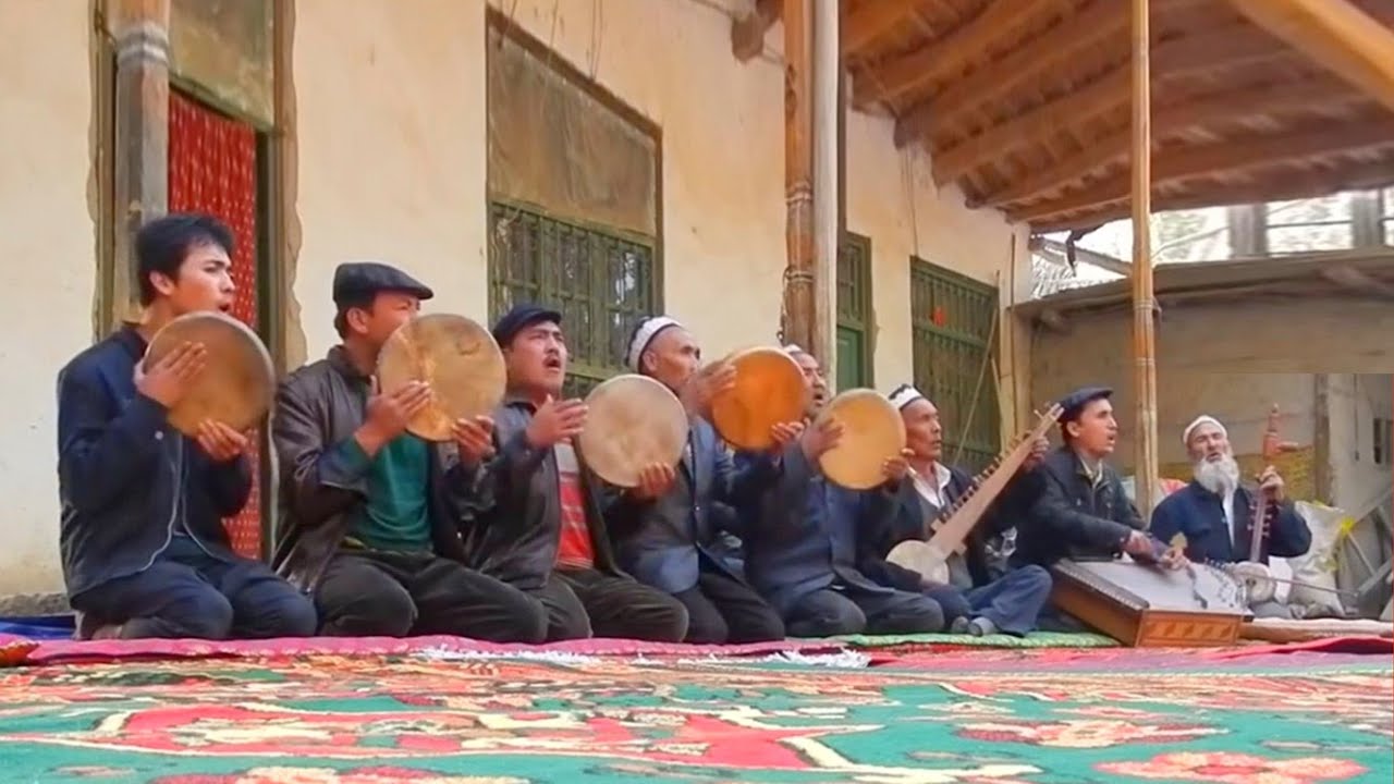 Uyghur folk song - Dolan Muqam - YouTube