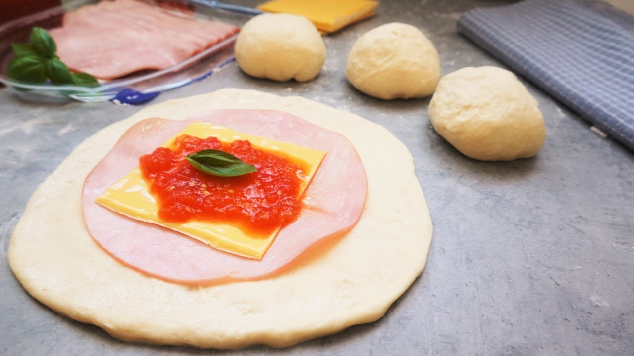 How to Make Panzerotti / Italian Panzerotti Recipe / Cook at home - YouTube