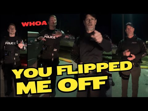 GUY RECOGNIZES DIRTY COP AND FLIPS HIM OFF. HEATED EXCHANGE. - YouTube