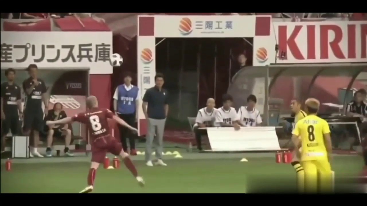 Andries Iniesta Performance at Japan - YouTube