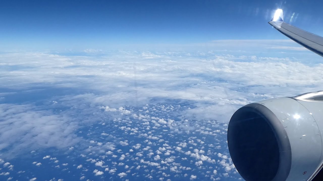 China Airlines CI702 Business Class Manila to Taipei Taoyuan - YouTube