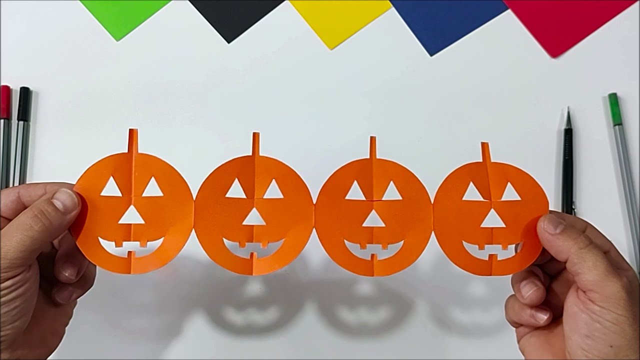Halloween pumpkin chain, Things from paper, Paper craft, Paper craft ...