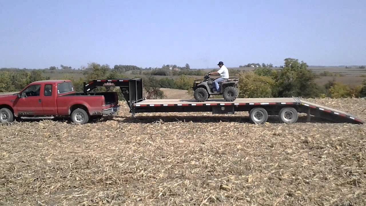 Finish Line Trailers loading Polaris ATV on Hydraulic Dove. - YouTube