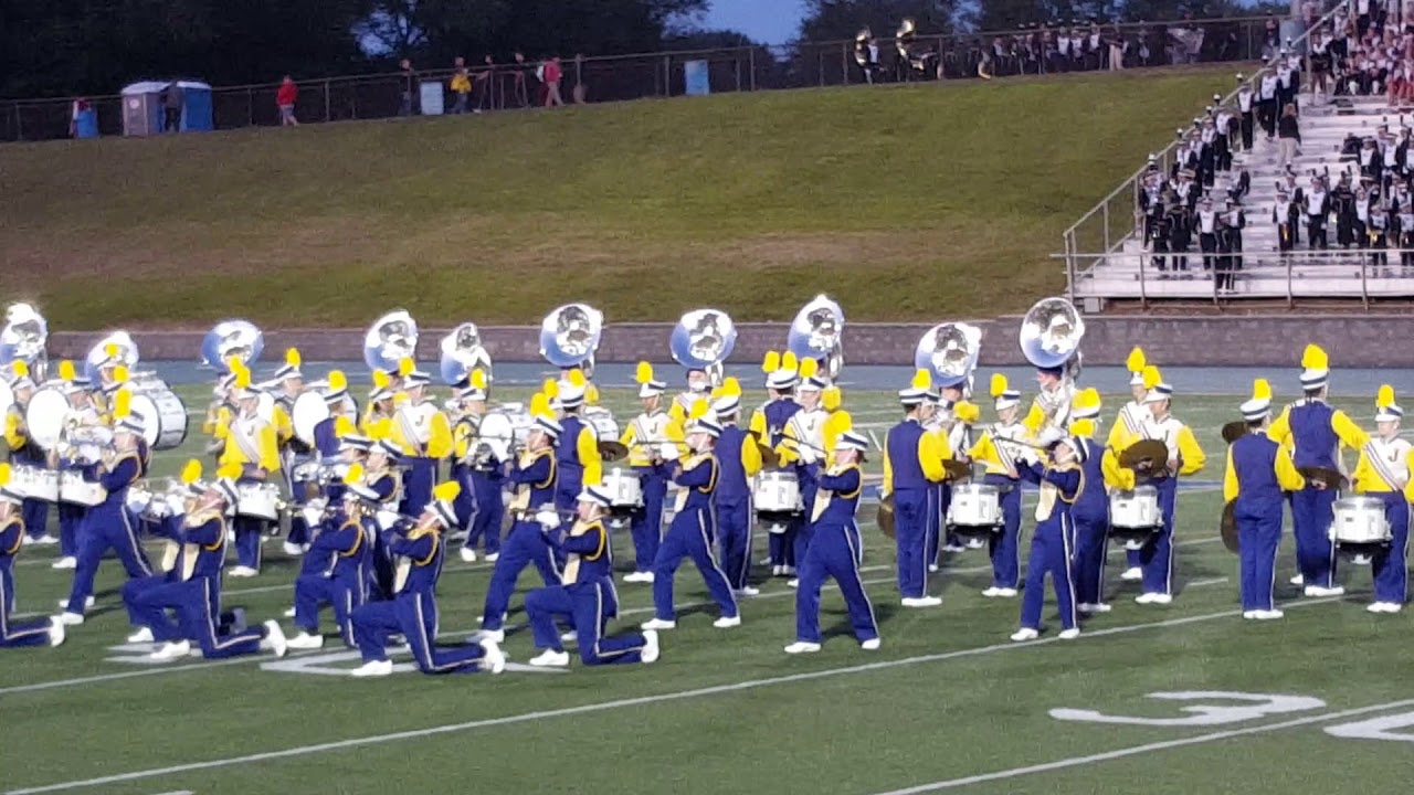 2017 Jackson Purple Army Marching band at the Lake Band show - YouTube