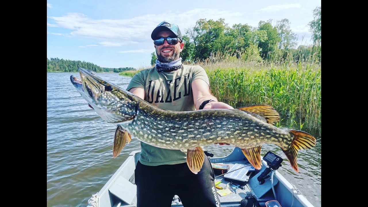 Pike fishing in Sibbo Lake - YouTube