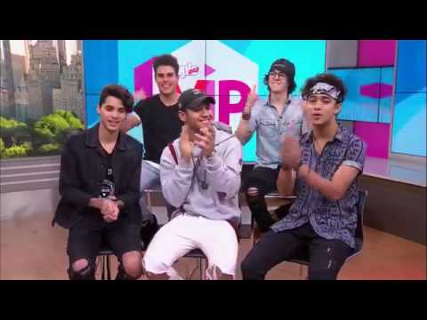 CNCO en People VIP - YouTube