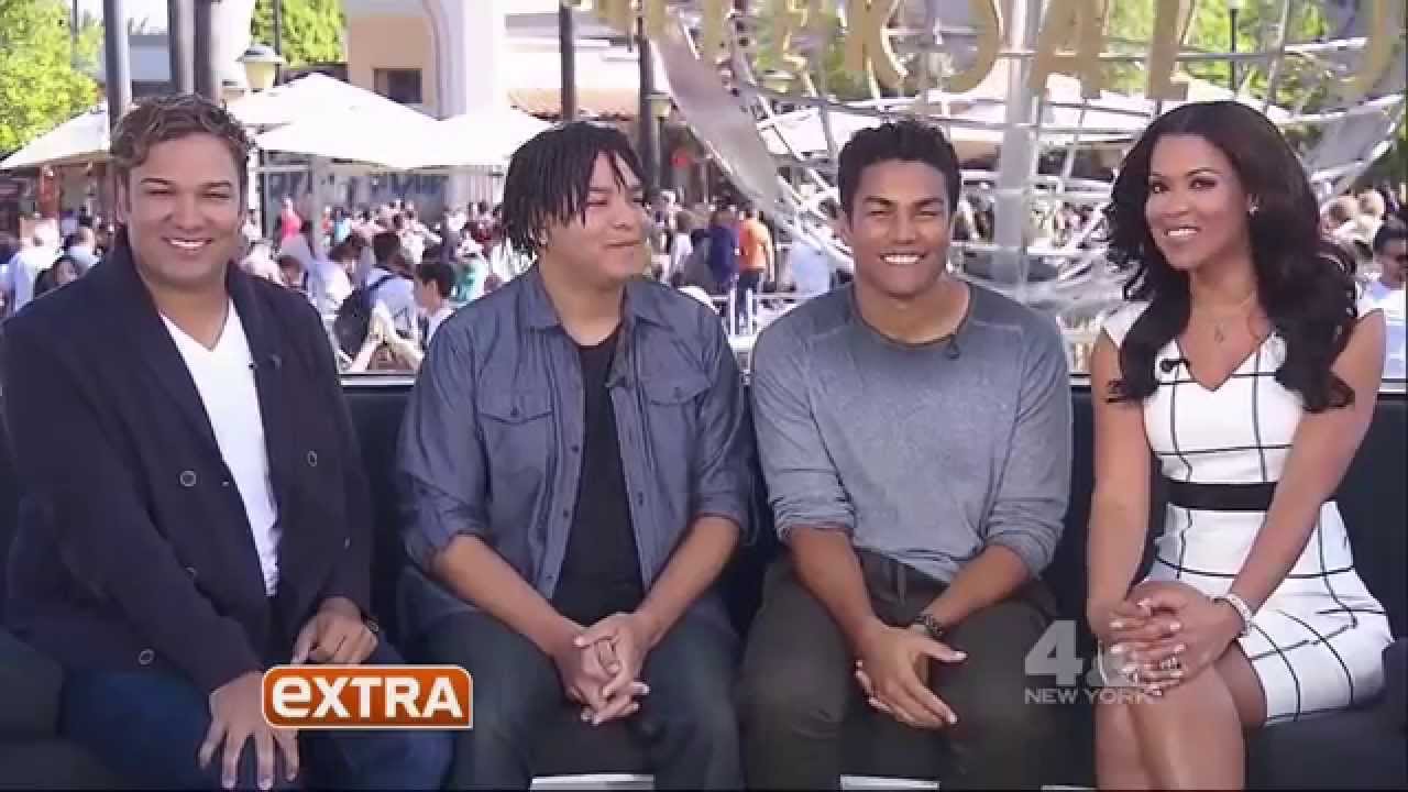 3T: Extra Interview. - YouTube
