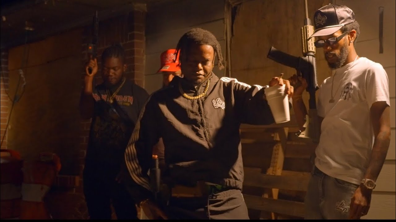 Qwella - CASHY ATL (Official Music Video) - YouTube