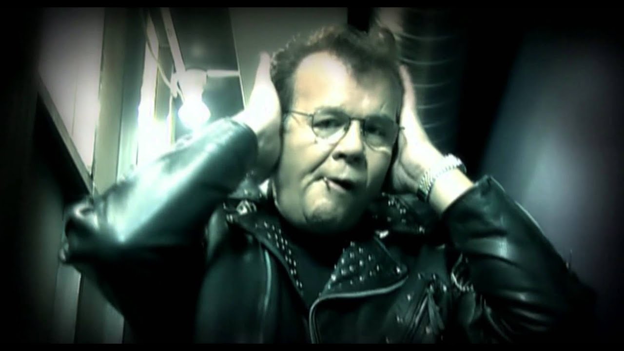 Markoolio & The Boppers - Rocka På (Official Music Video) HQ - YouTube