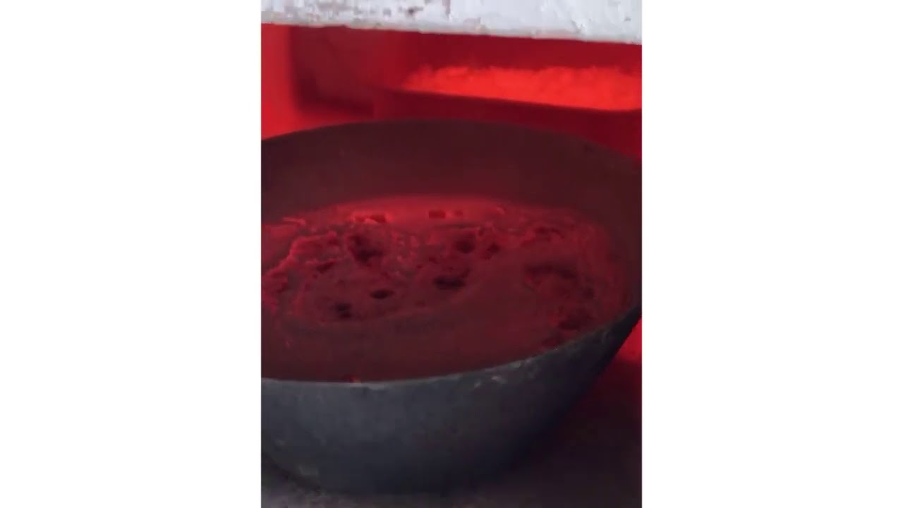 Burning /Ashing gold loaded activated carbon - YouTube