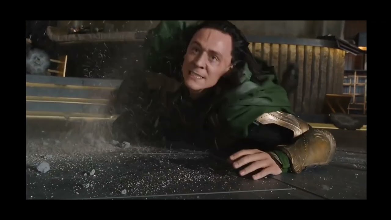 Hulk vs Loki fight 👊🤜 in Hindi scene|| The Avengers Movie|| - YouTube