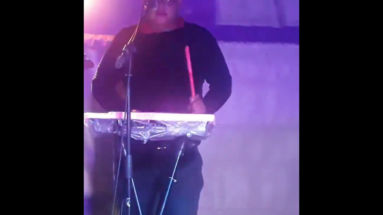 Carlito Veronica y los chacale en vivo - YouTube