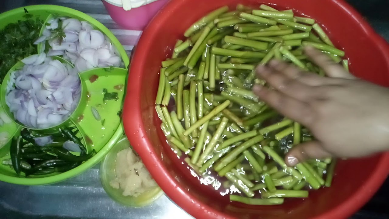 ১ মিনিটে কচুর লতি পরিস্কার করার ২টি সহজ উপায় | how to clean arum-lobe ...