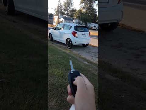 2022 chevrolet spark 1LT special edition package showing key fob ...