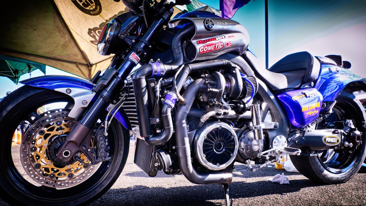 YAMAHA VMAX1700 TURBO Custom Bike ターボ VMAX - YouTube