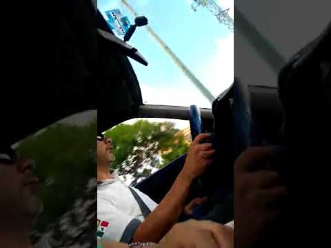 Taxista se tocaba sus partes íntimas mientras conducía