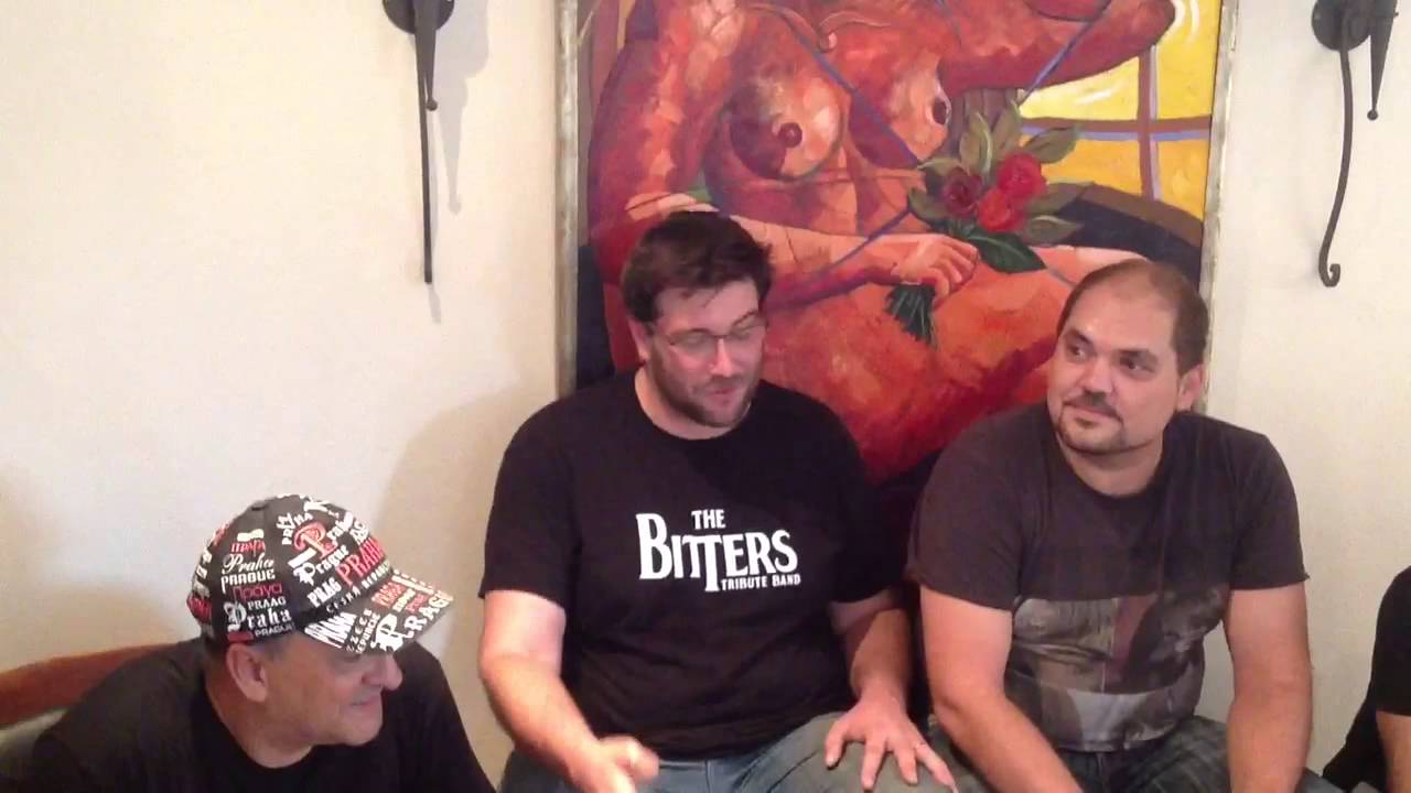 The Bitters tribute band para La brújula del canto - YouTube