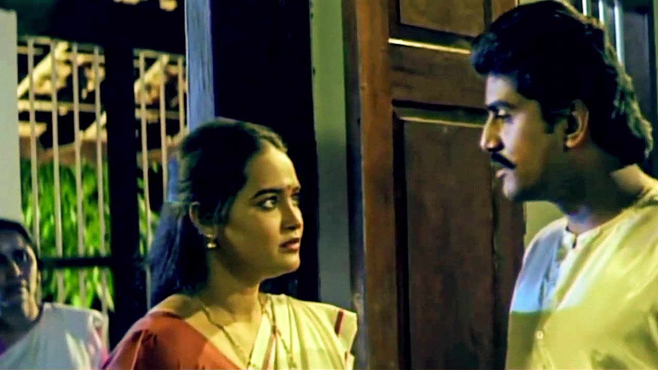 ഇനി ആർക്കെങ്കിലും നീ പായ വിരിക്കുന്നുണ്ടെകിൽ അത് ശേഖരനായിരിക്കണം ...