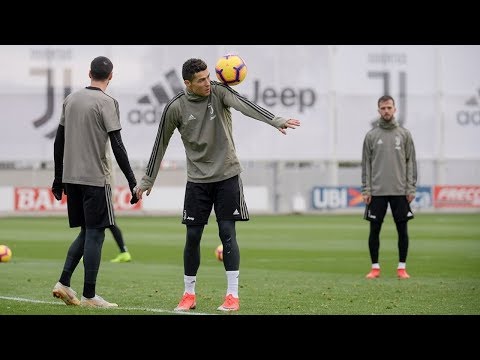 Cristiano Ronaldo Extraordinary Skills & Tricks in Training 2019