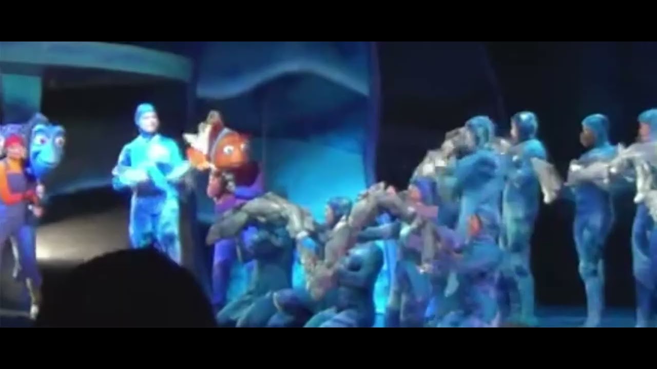 2012 finding nemo the musical moonfish marlin dory - YouTube