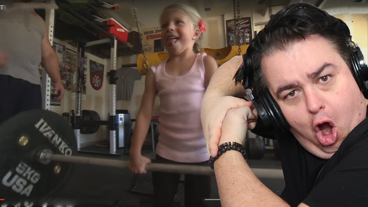 Daz Watches Strong Family - YouTube