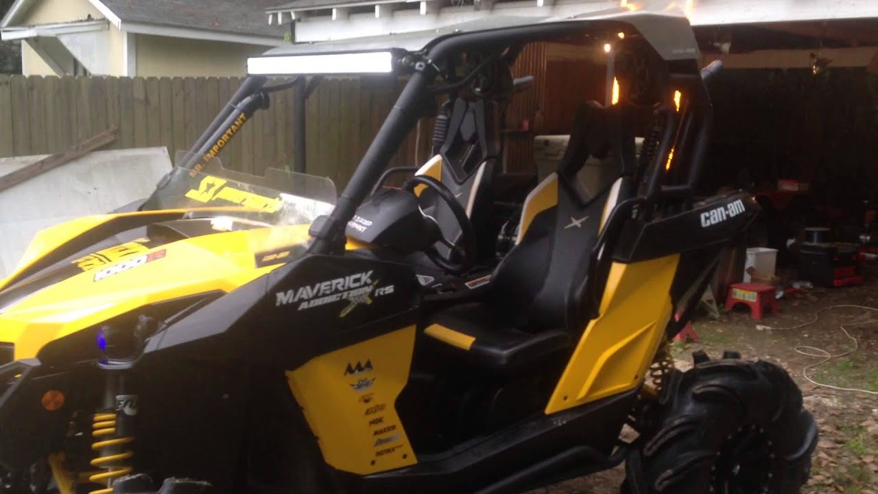 Can Am Maverick 1000R Walk Around 32.5" Outlaw 2 - YouTube