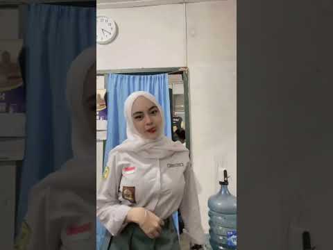 Bibit Unggul #bodygoals #goyangpargoy #goyangtiktok #hot#anaksekolah #solehot