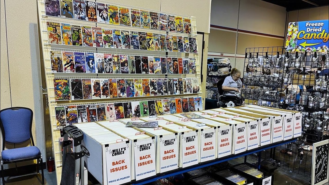 Showcase Comic Con Vendor Experience and Haul - YouTube