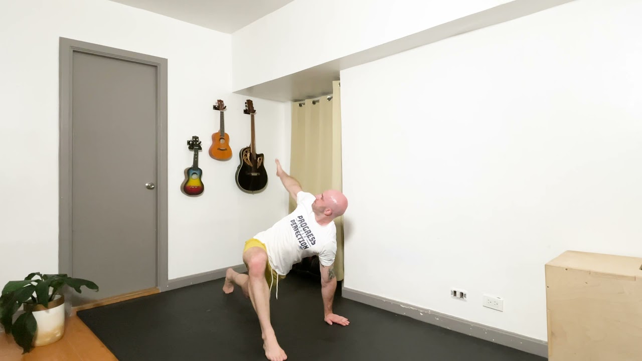 Peak Loaded Beast to Runner's Lunge - YouTube